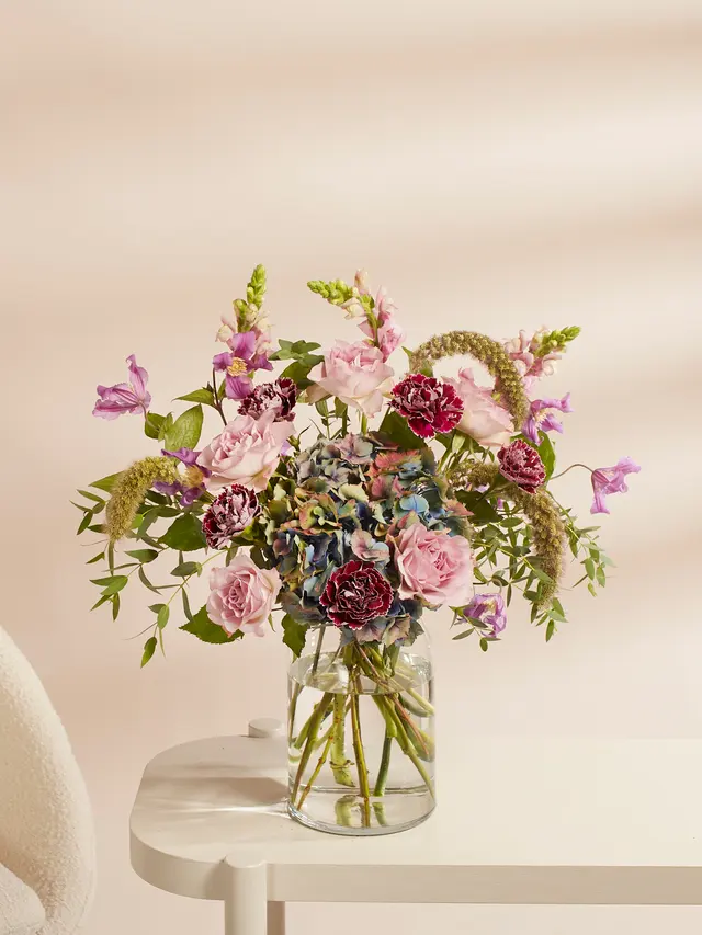 Flower delivery & flower subscriptions | bloomon